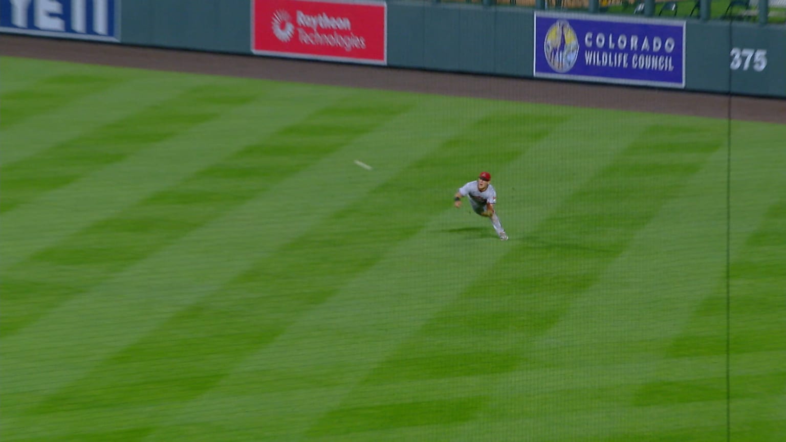 Daulton Varsho makes an unreal diving catch in right | 07/01/2022 ...