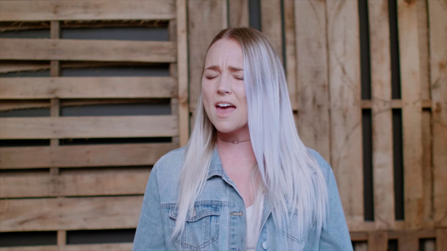 Kathleen Regan Performs "The Star-Spangled Banner" | 08/21/2020 | MLB.com