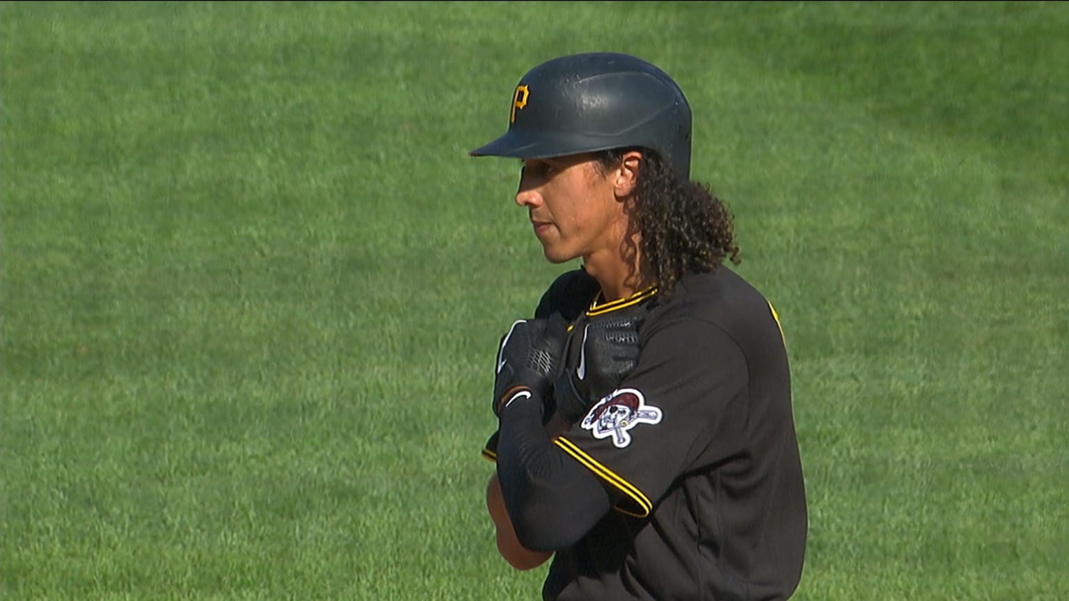 Cole Tucker ties the ballgame at 2 during the 9th | 09/06/2020 | MLB.com