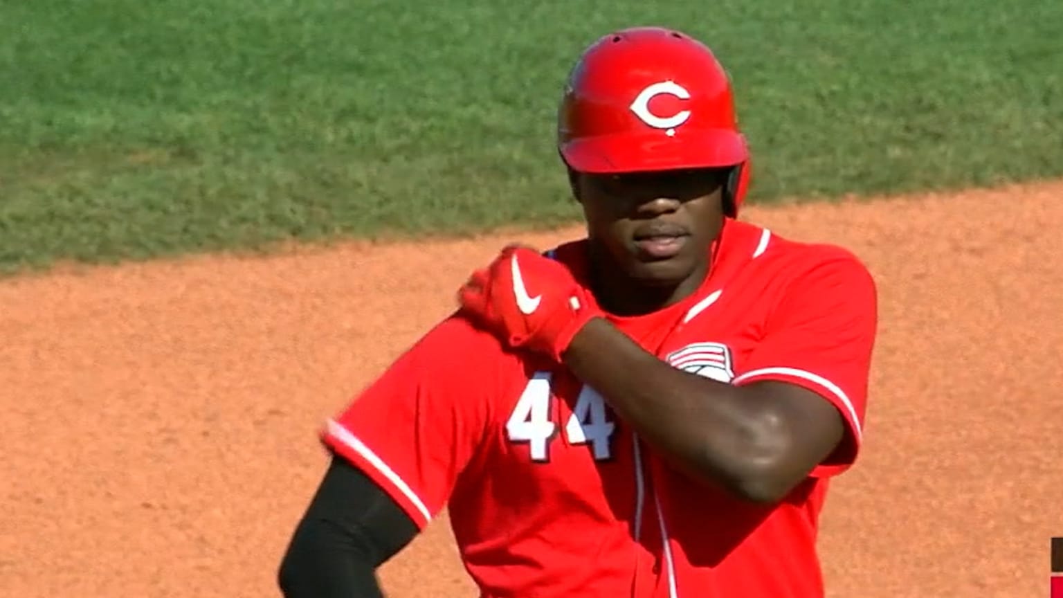 Aristides Aquino rips a double in the 8th inning | 03/10/2021 ...