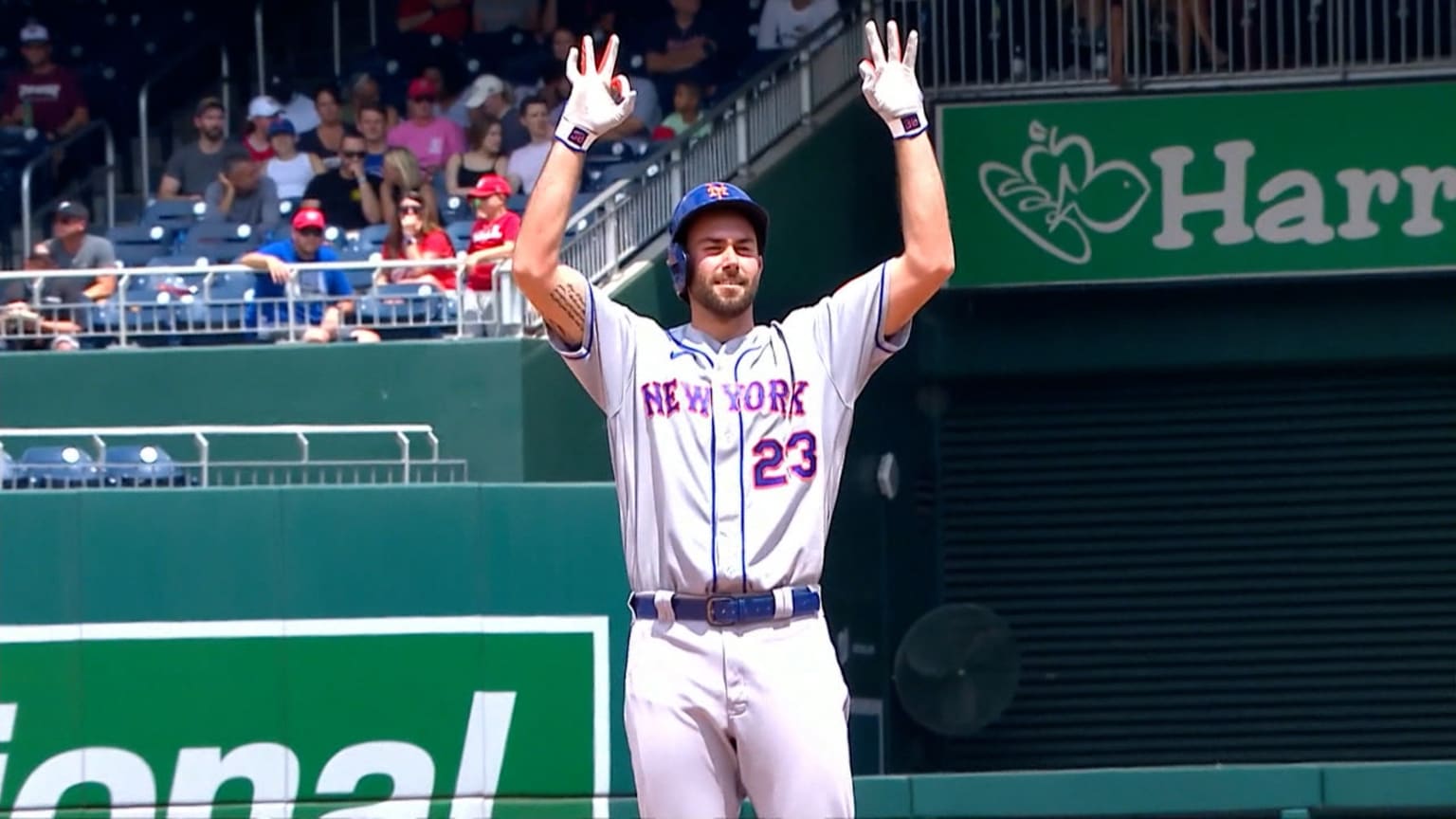 David Peterson picks up his first hit in the Majors | 06/19/2021 ...