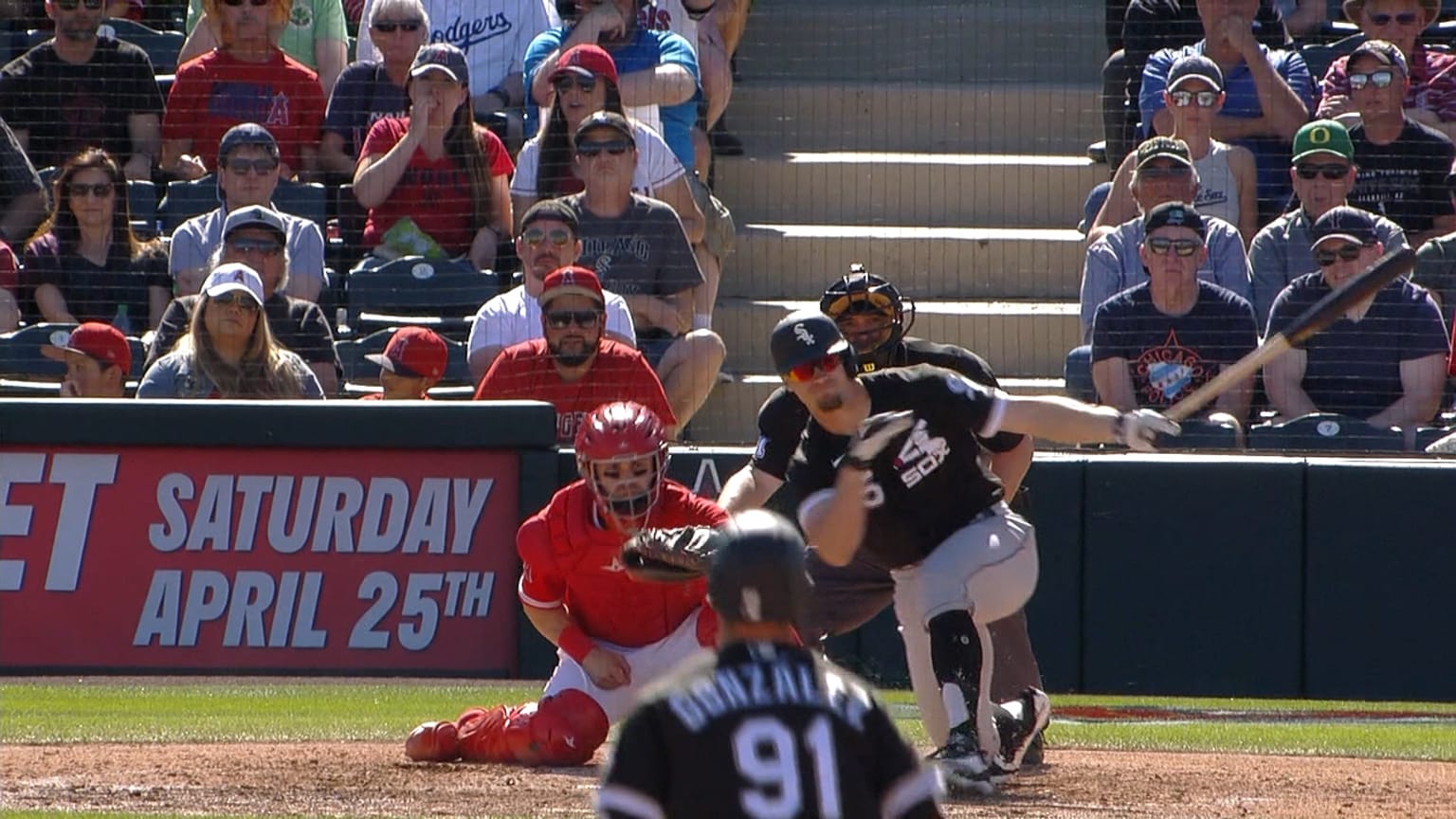 Adam Engel smacks a two-run single to left field | 03/01/2020 | Chicago ...