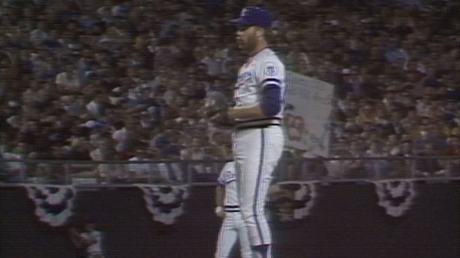 Royals get close win in 1980 ALCS Game 2 | 10/09/1980 | Kansas City Royals