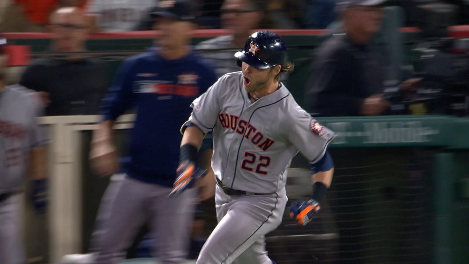 HOU@LAA: Reddick belts a 3-run homer to right field | 09/28/2019 ...