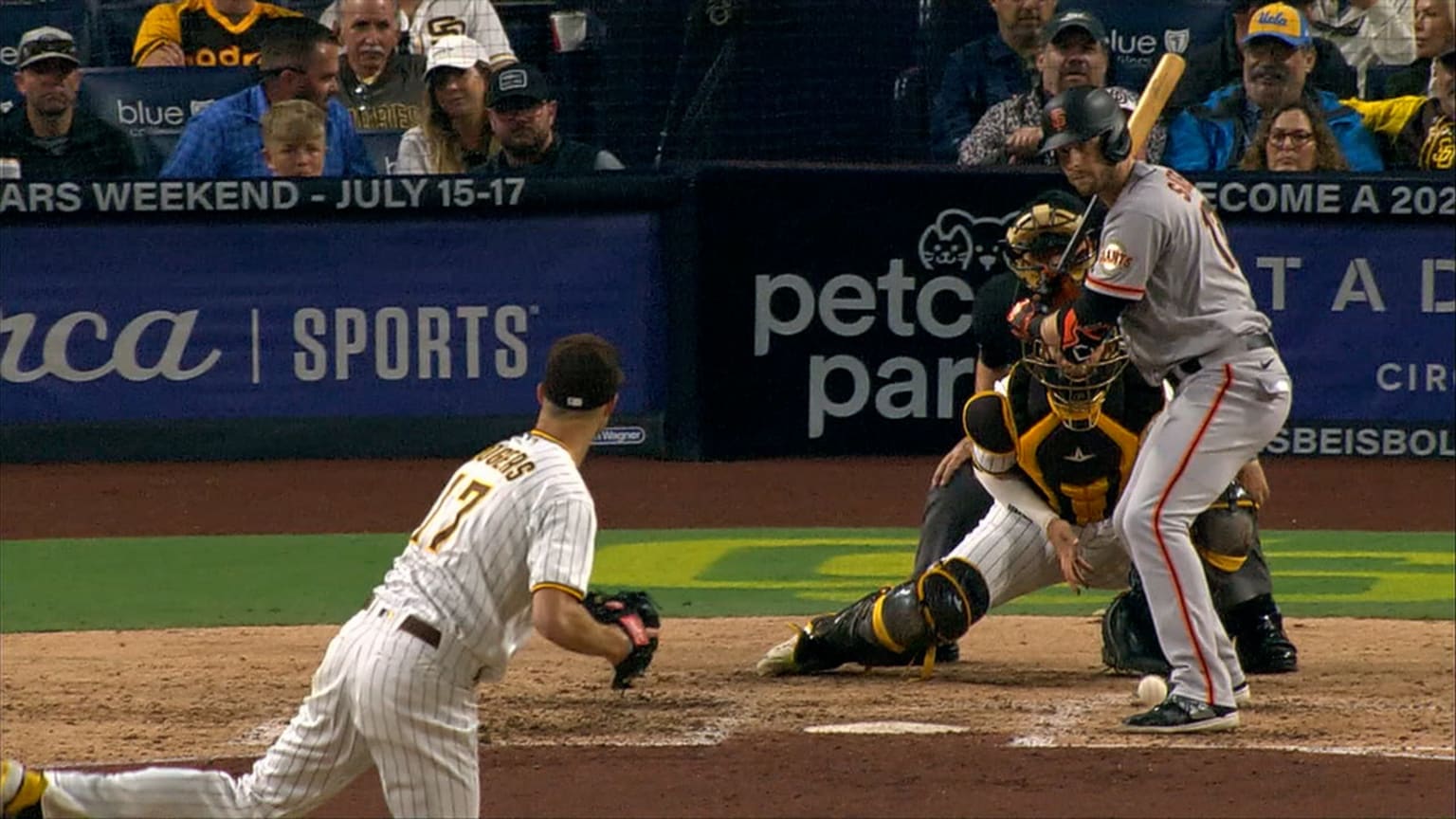 Austin Slater es otorgado primera tras base por golpe | 07/07/2022 ...