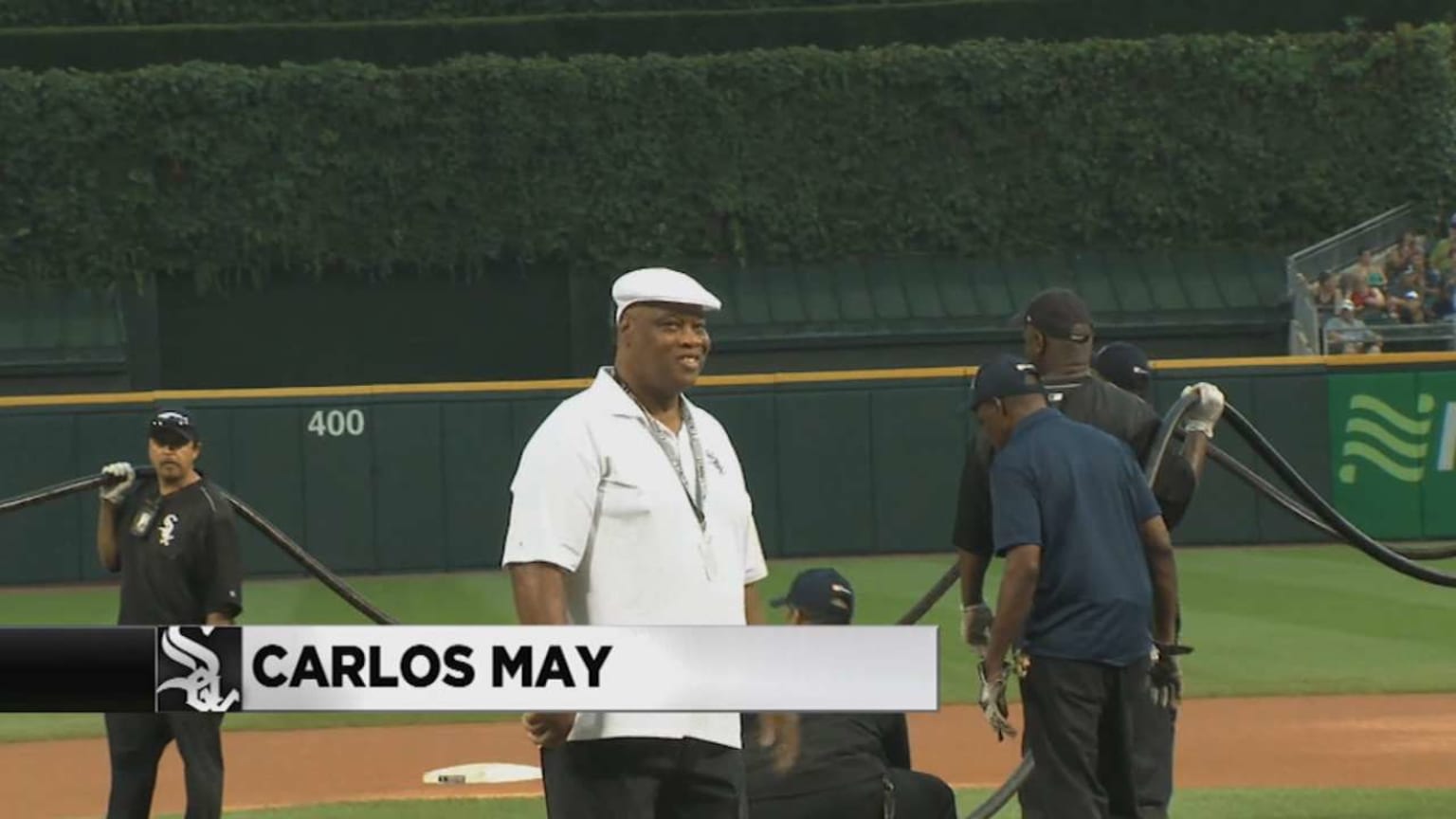 Carlos May throws ceremonial first pitch | 07/26/2016 | Los Angeles Angels