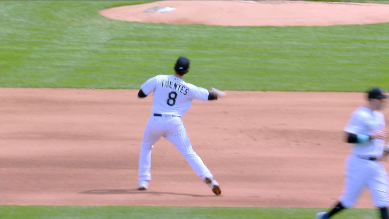 Josh Fuentes makes a spinning play in the 4th inning | 04/18/2021 ...