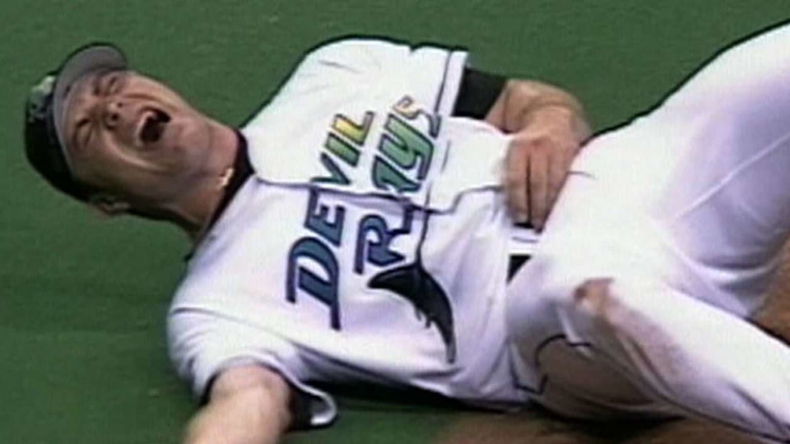 TEX@TB: Saunders breaks arm while throwing a pitch | 05/26/1999 | Miami ...