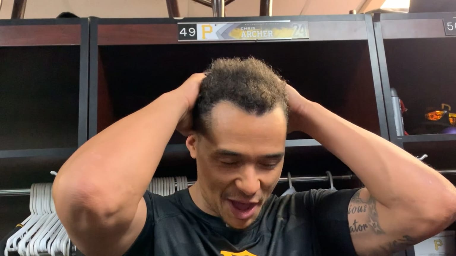 Archer talks about cutting his dreadlocks | 02/10/2020 | Atlanta Braves