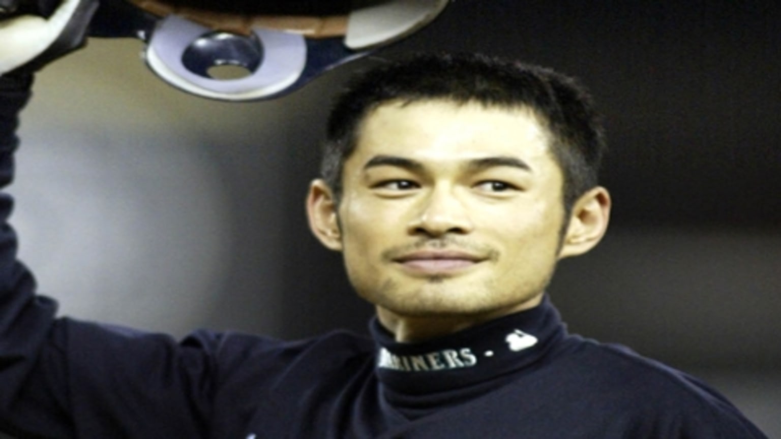 BB Moments: 10/2/04: Ichiro Makes Hit-story | 10/02/2004 | MLB.com