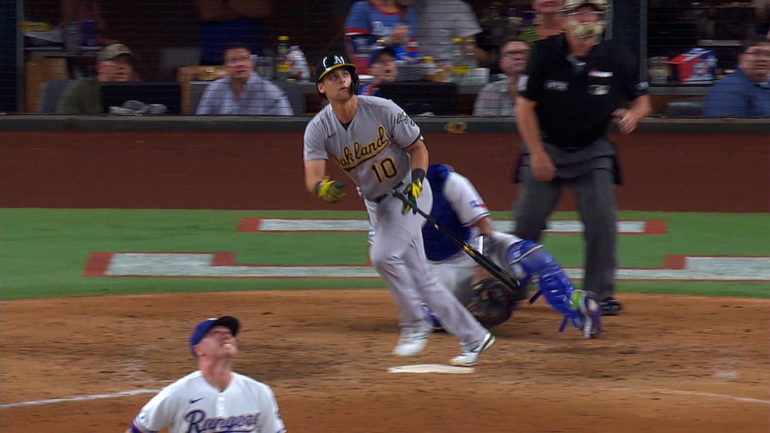 Chad Pinder belt a three run home run to left field | 07/11/2022 | MLB.com