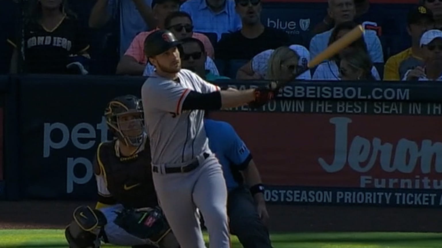 Austin Slater launches a three-run homer to left | 09/23/2021 | Boston ...