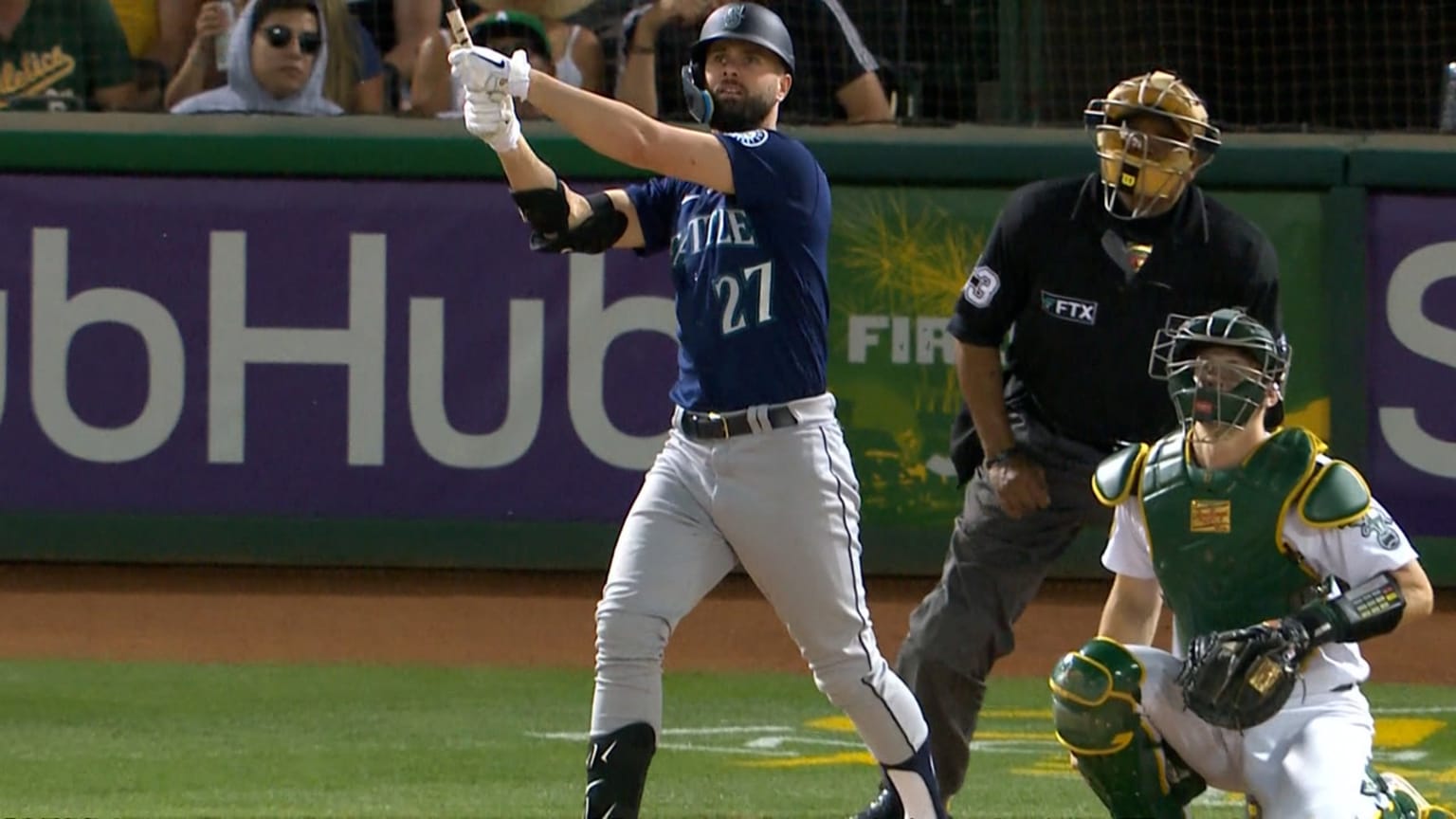 Jesse Winker goes deep to center field in the 7th | 06/21/2022 | MLB.com