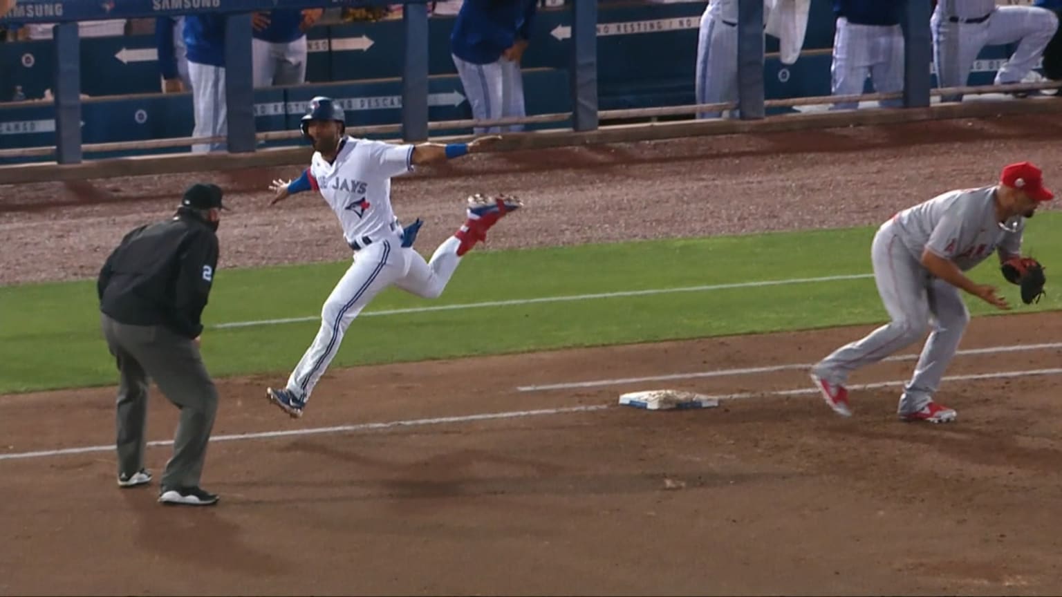 Josh Palacios records his first MLB hit in the 2nd | 04/10/2021 ...