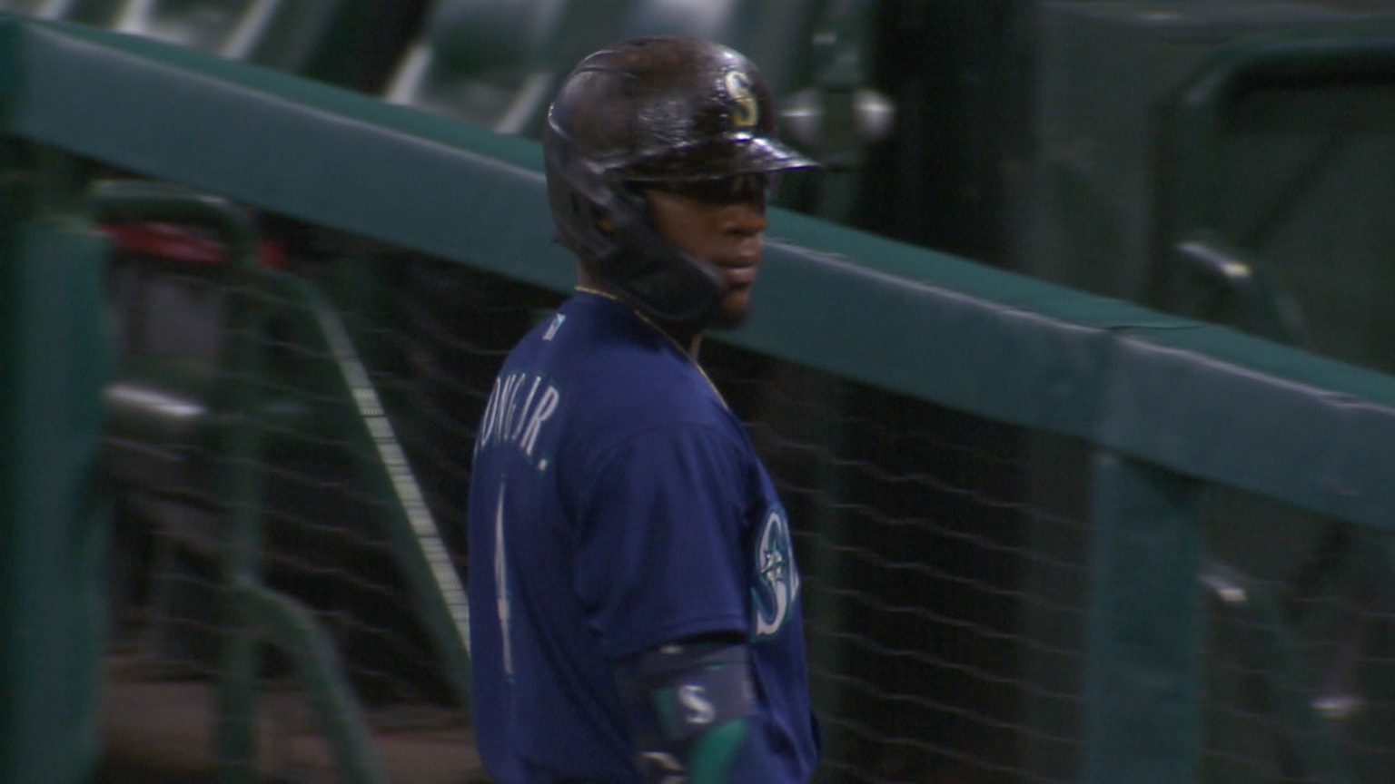 Shed Long Jr. plates Dylan Moore with grounder | 07/28/2020 | Seattle ...