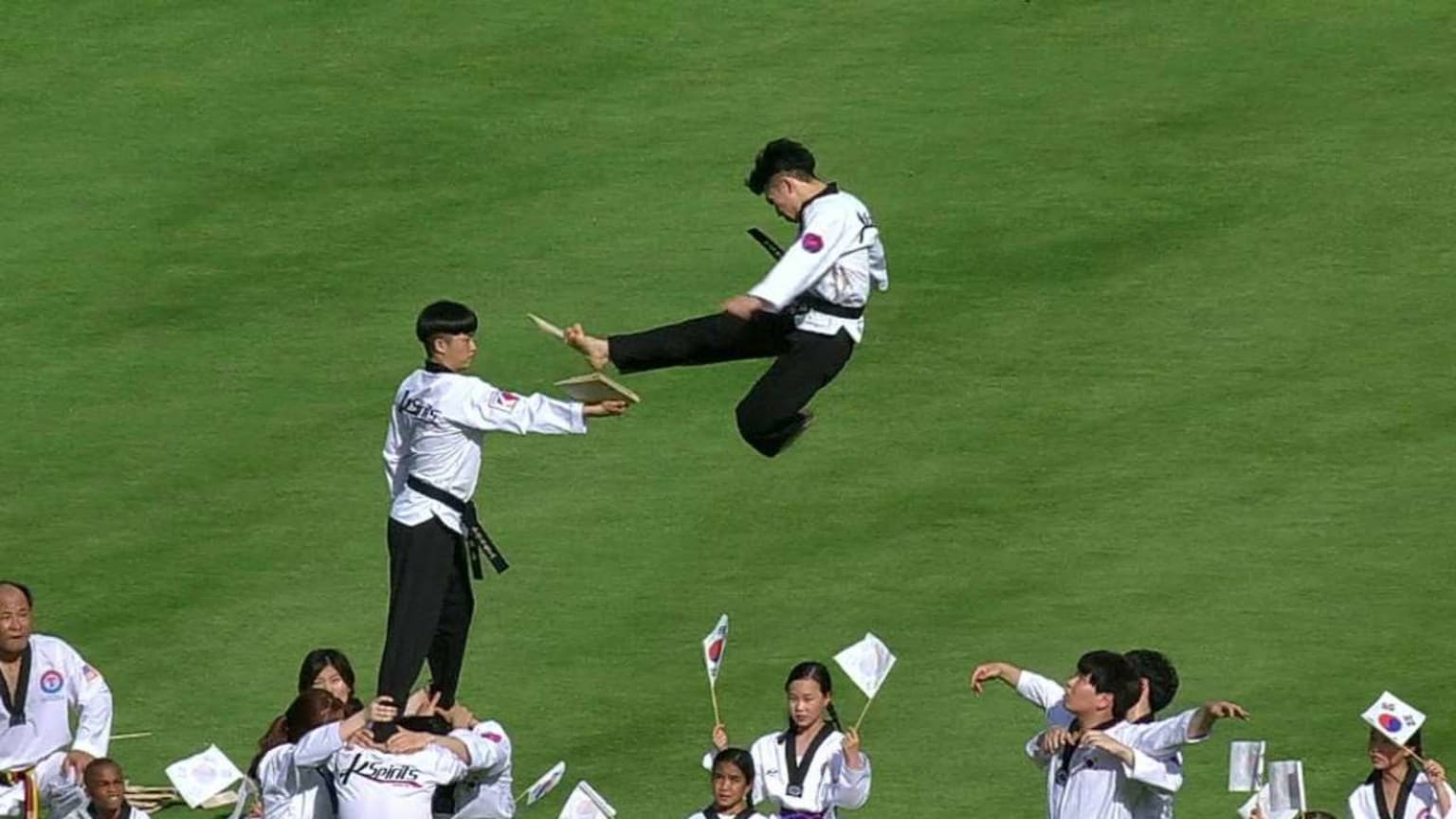 PIT@TEX: The Rangers celebrate Korea night | 05/28/2016 | Texas Rangers