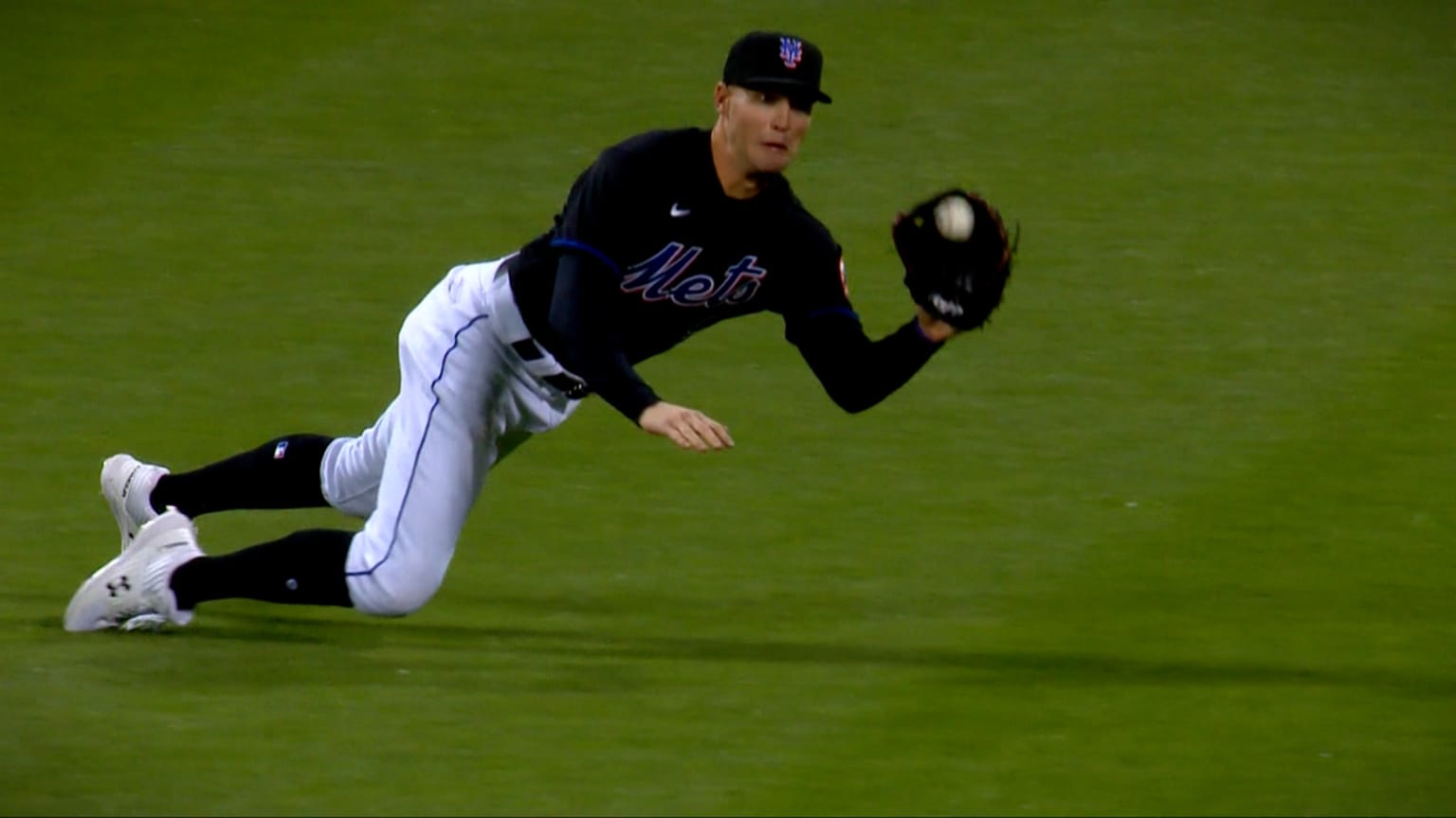 Brandon Nimmo makes the catch in center field | 04/29/2022 | New York Mets