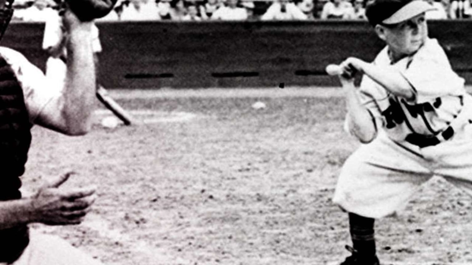 Eddie Gaedel Bobblehead night by Maryville University | 08/26/2016 | St ...