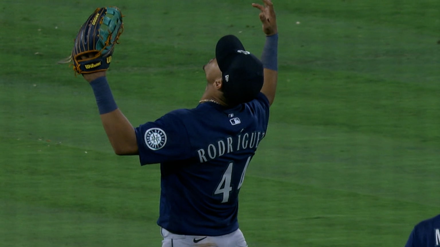 Erik Swanson secures the 8-2 Mariners win | 08/16/2022 | Toronto Blue Jays