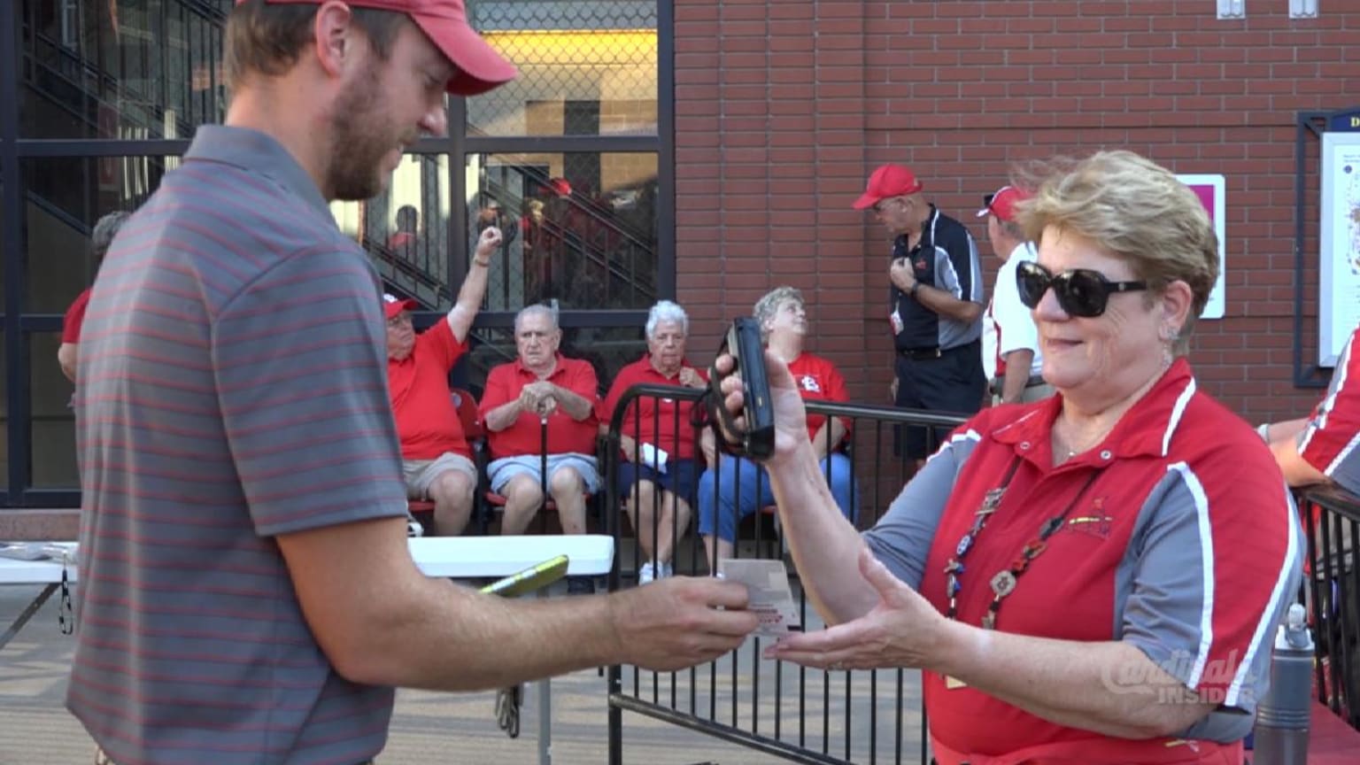 Behind the Scenes: Busch Stadium Ushers | 09/24/2018 | MLB.com