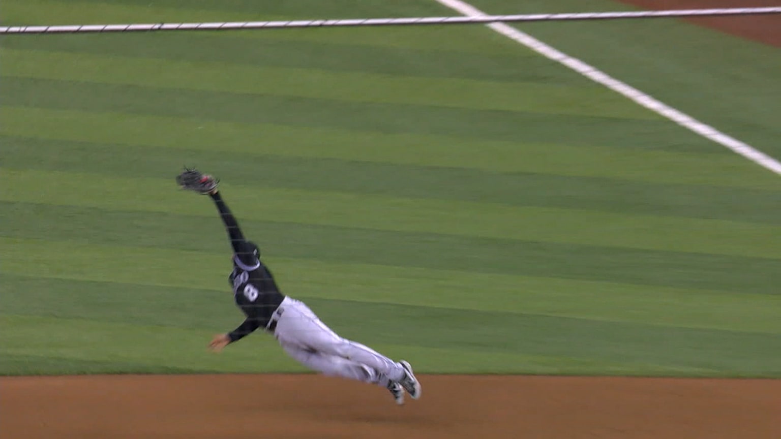 Joshua Fuentes hace atrapada deslizándose en 1ra base | 08/06/2021 ...