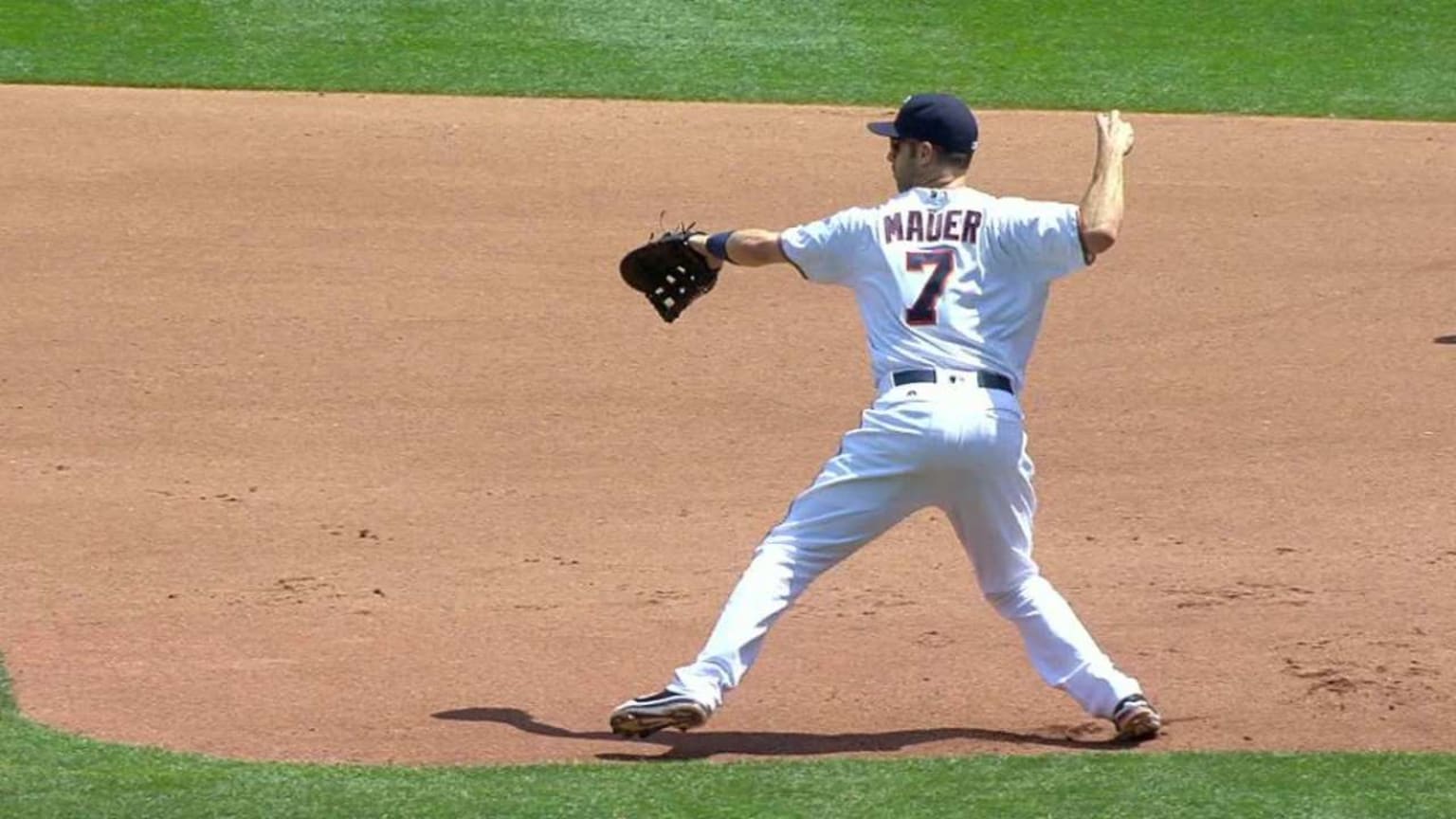 BOS@MIN: Mauer makes a nice grab, turns two on Ortiz | 06/12/2016 | MLB.com