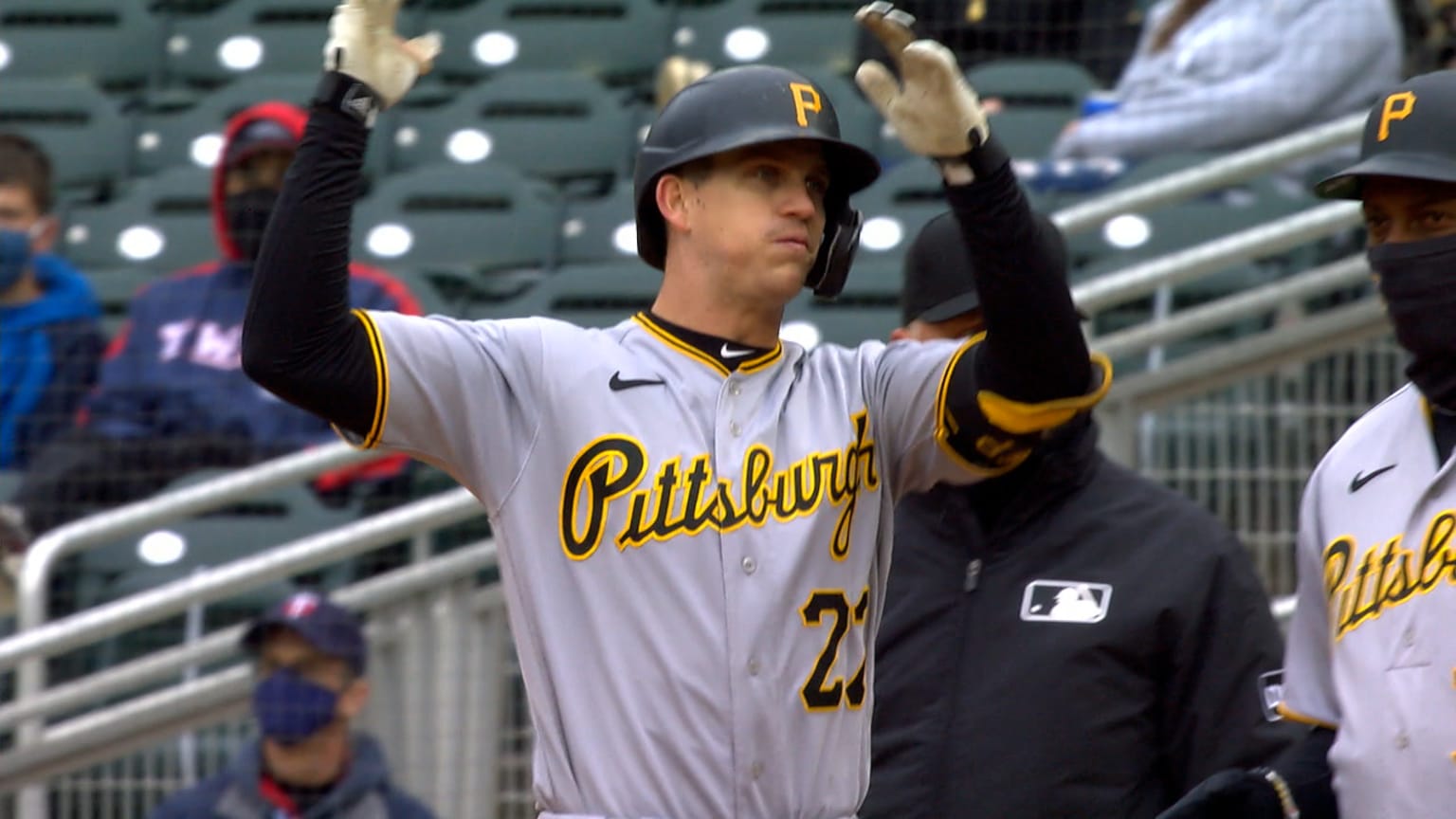 Kevin Newman's RBI single scores Polanco in 7th | 04/25/2021 ...