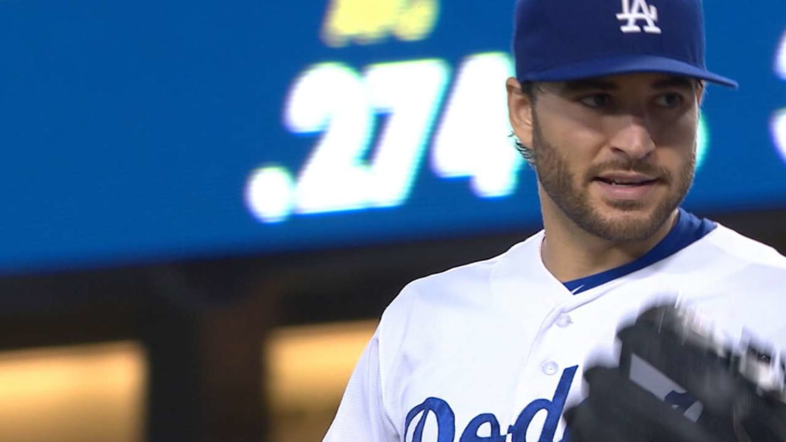 Dodgers add to depth, ink Beachy to one-year deal | 01/06/2016 | Los ...