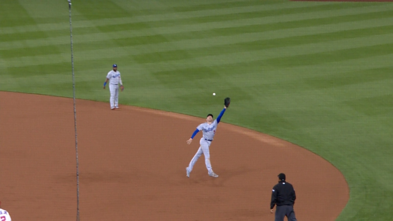 Daily Dash: Bader slides, Senzel leaps | 05/24/2022 | MLB.com