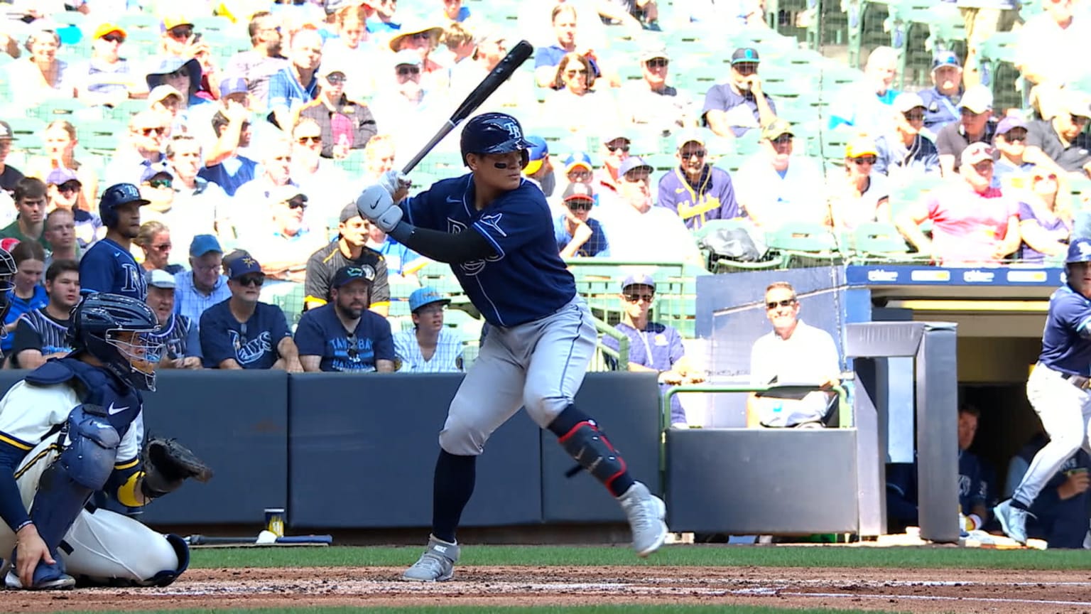 Yu Chang ties the game up at 2 with a solo homer | 08/10/2022 | Tampa ...
