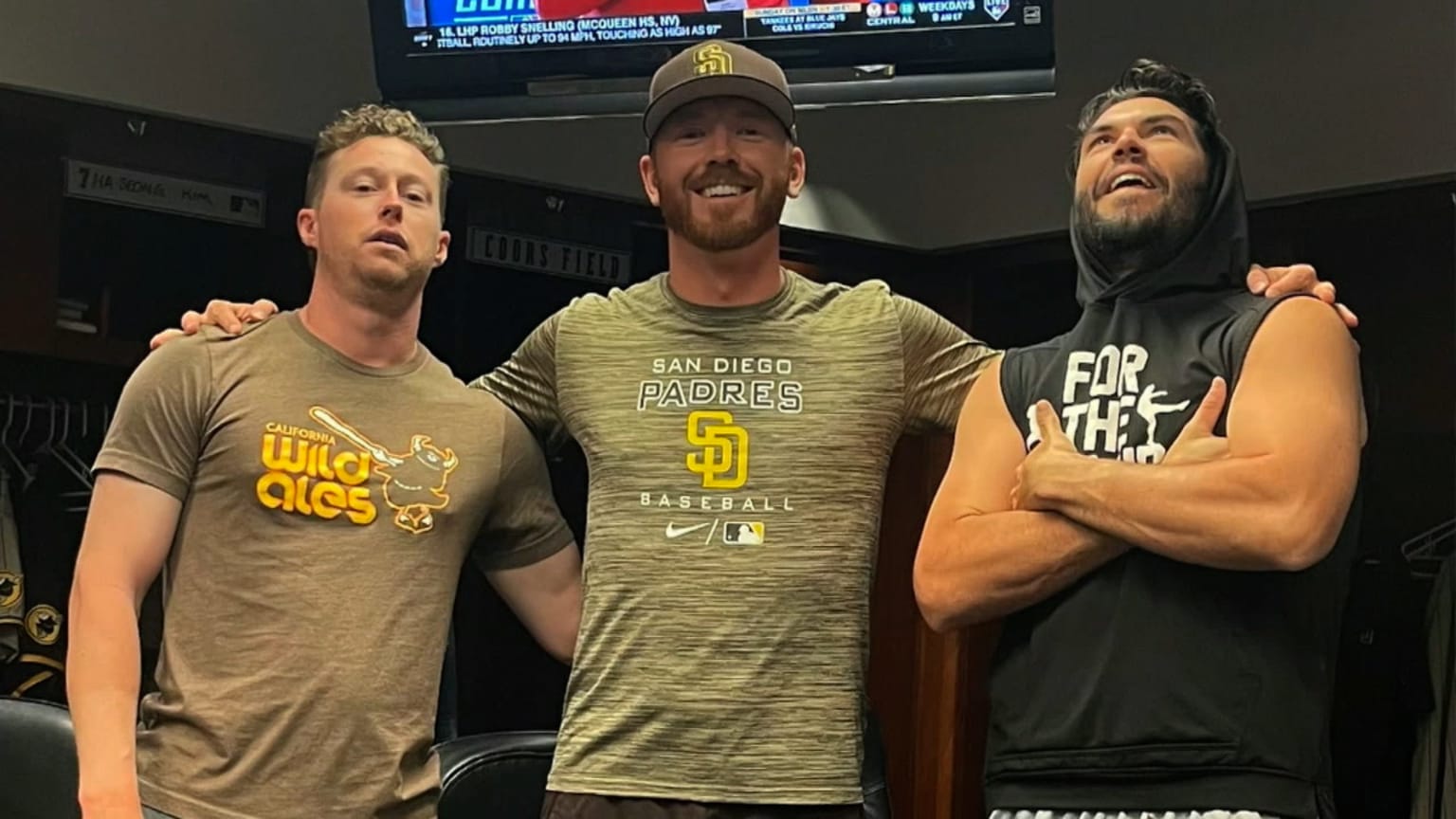 Wilson, Padres teammates recreate photo in clubhouse | 06/18/2022 | San ...
