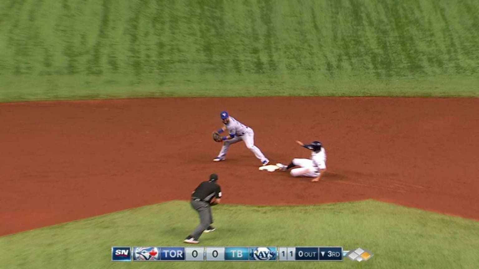 Solarte's nice defensive play | 06/12/2018 | Toronto Blue Jays