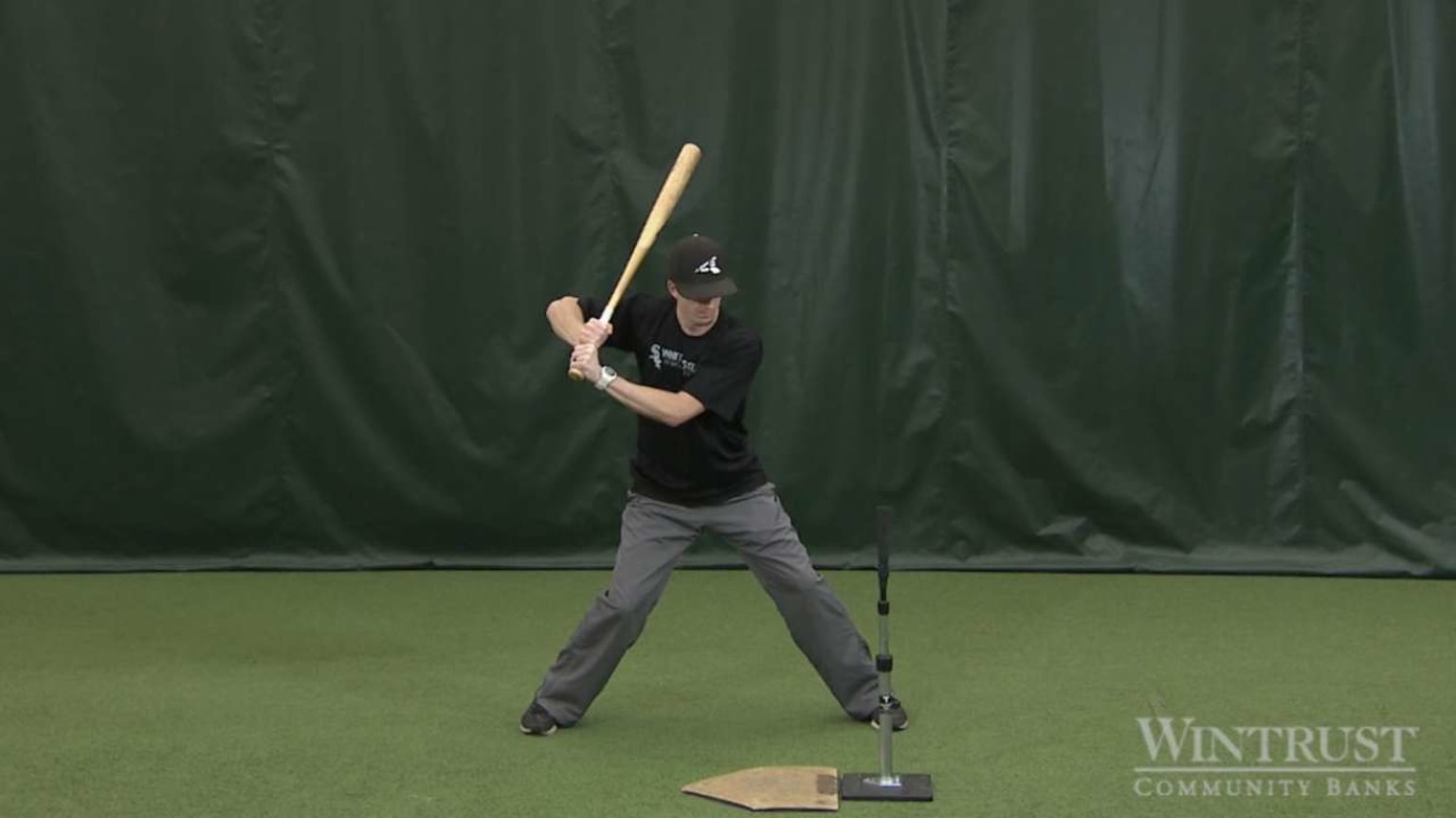 Michael Huff gives his hitting tips | 04/05/2018 | Chicago White Sox