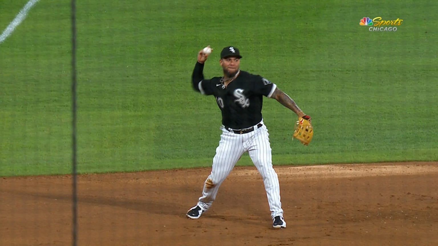 Moncada spinning grab at 3rd for the out at first | 05/25/2022 ...