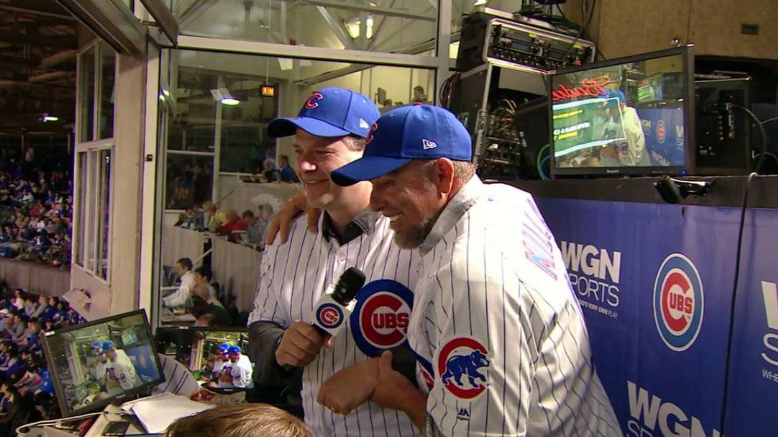 SF@CHC: Millar, Rose sing during 7th-inning stretch | 05/22/2017 ...