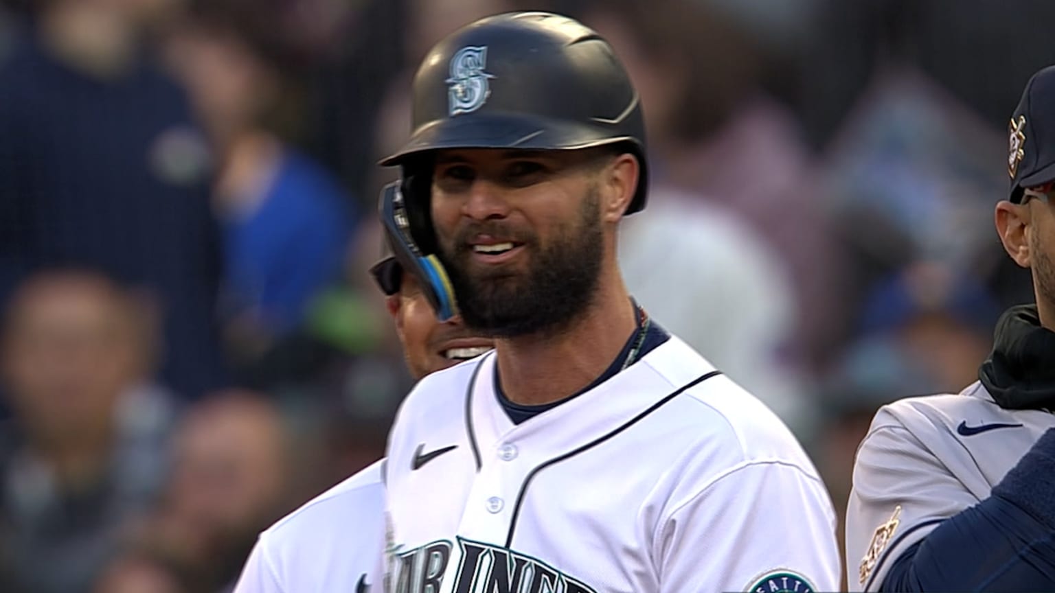 Jesse Winker's RBI single | 04/15/2022 | Seattle Mariners