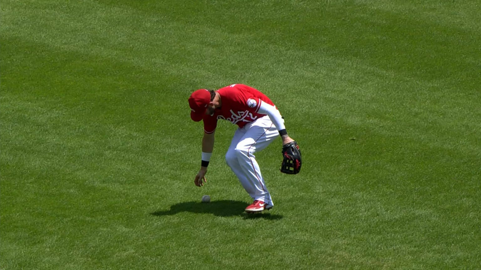 Tyler Naquin nabs Taylor Walls from right field | 07/10/2022 ...