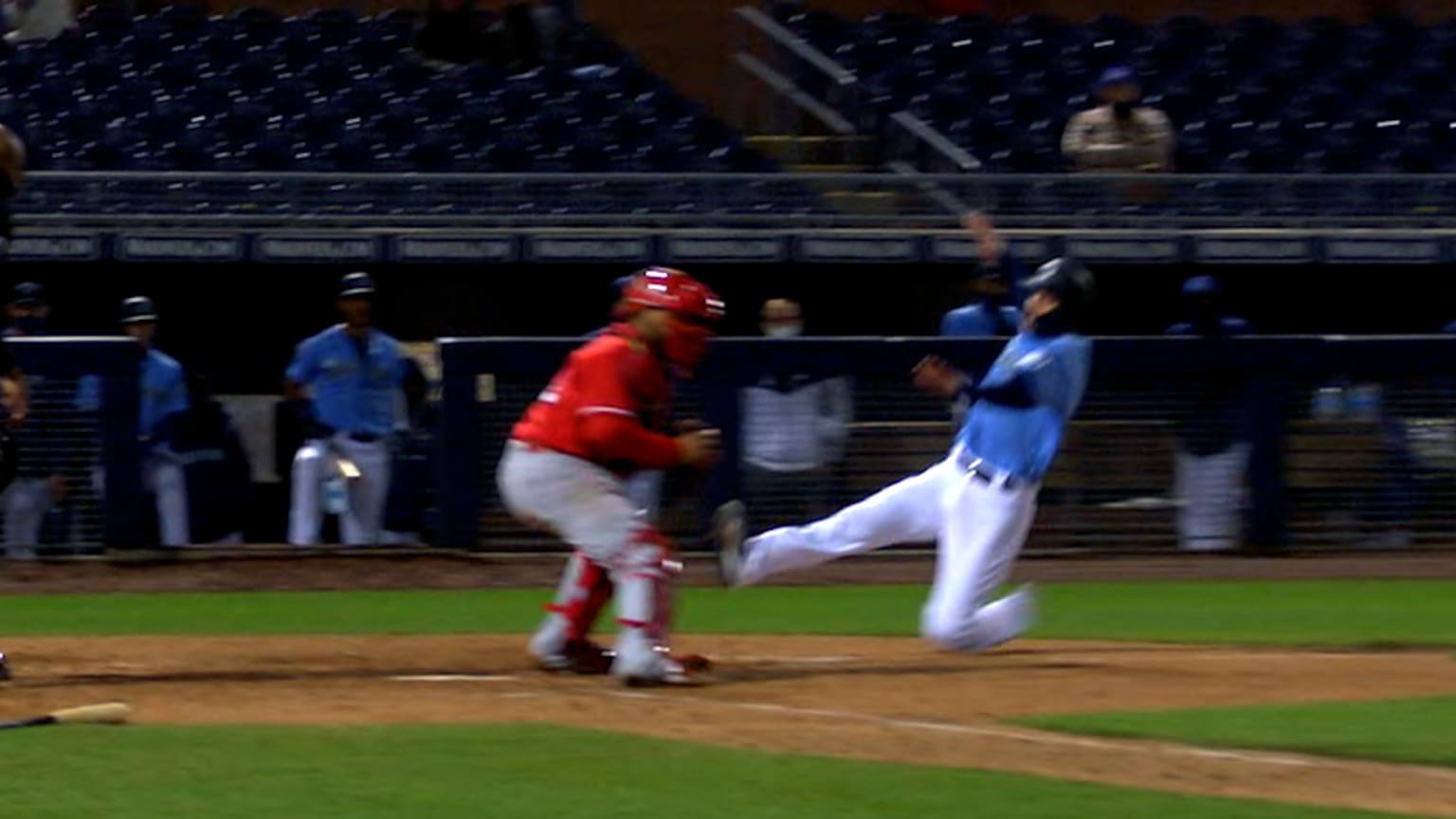 Evan White brings in Witte with a sacrifice fly | 03/12/2021 | Los ...