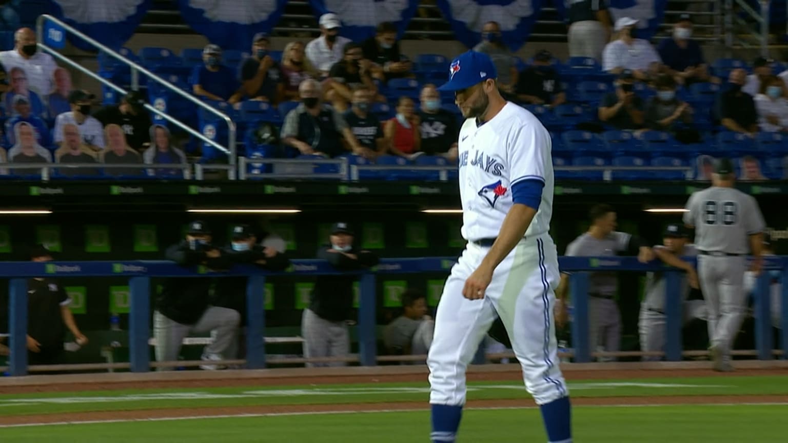 Tim Mayza finishes off top 9th with a big K | 04/12/2021 | Toronto Blue ...