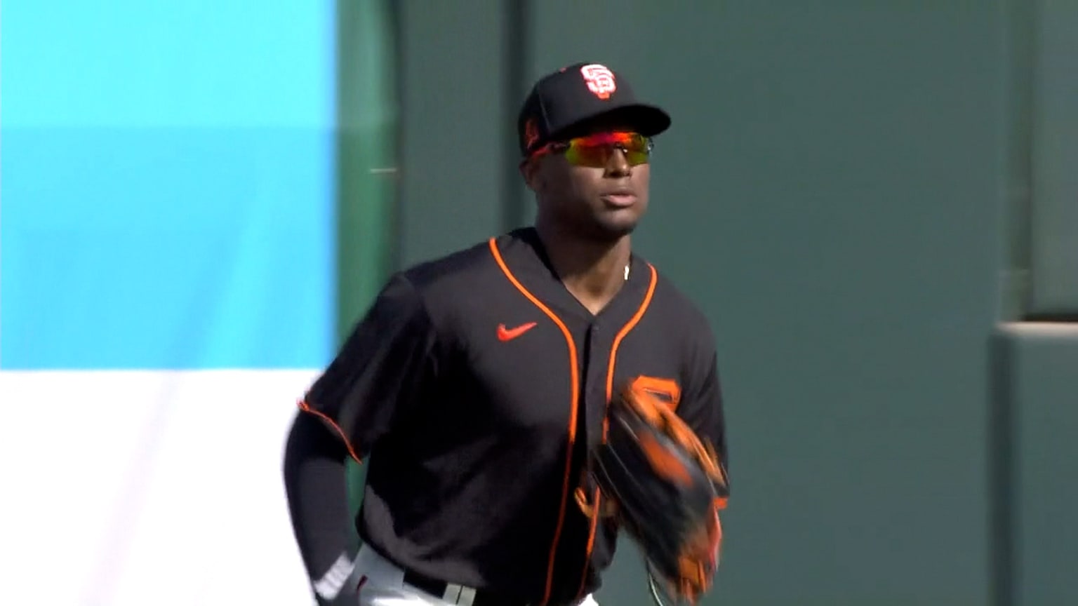 Top Prospects: Alexander Canario, OF, Giants | 02/28/2021 | Chicago Cubs