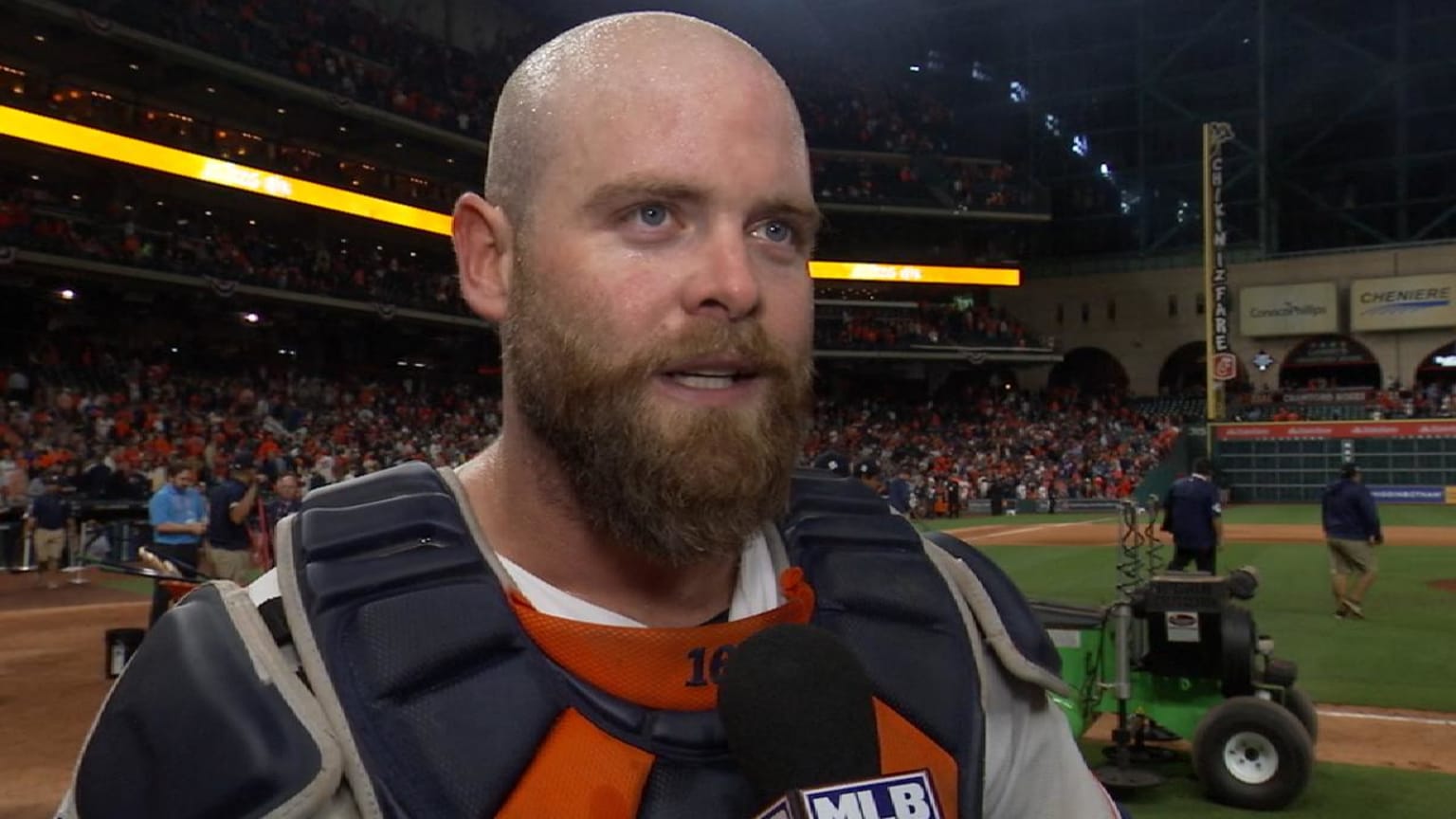 MLB Tonight: McCann enjoys fan energy at Minute Maid | 10/28/2017 | MLB.com