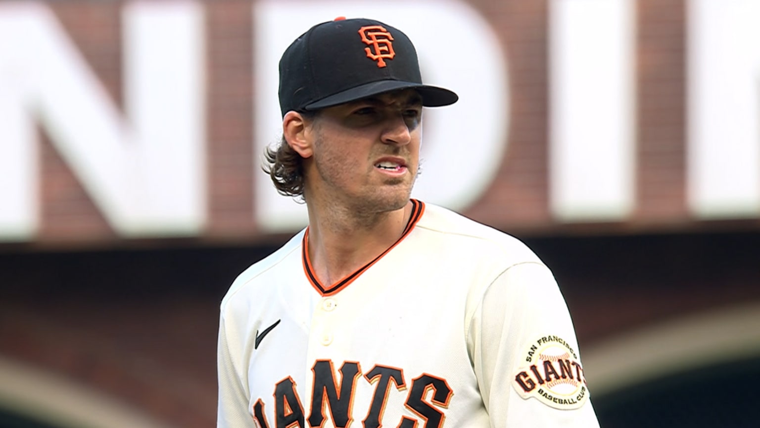 Kevin Gausman strikes out five, hits an RBI single | 08/11/2021 | San ...