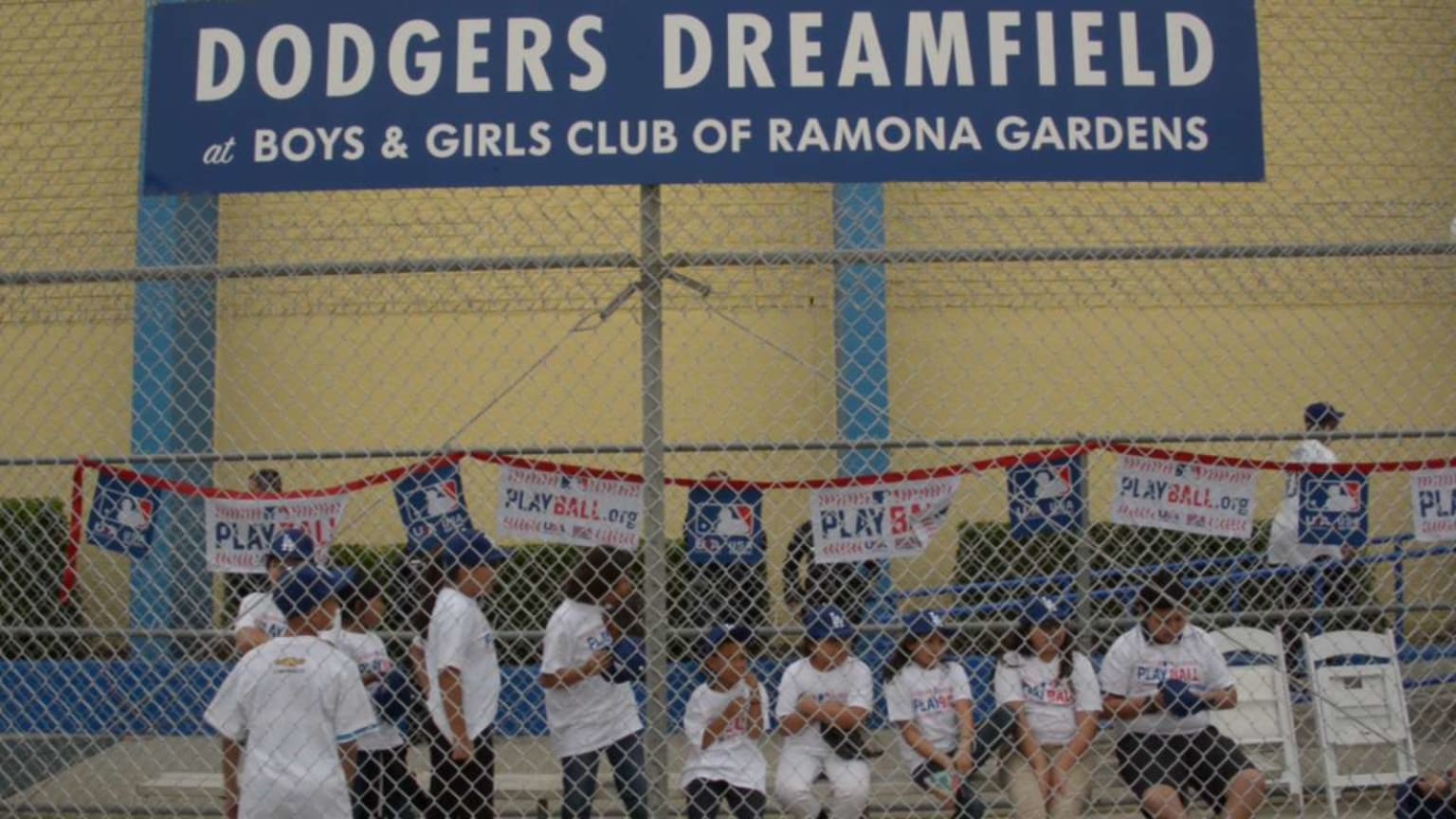 The Dodgers and MLB open 'Dodgers Dreamfield' | 03/22/2017 | MLB.com