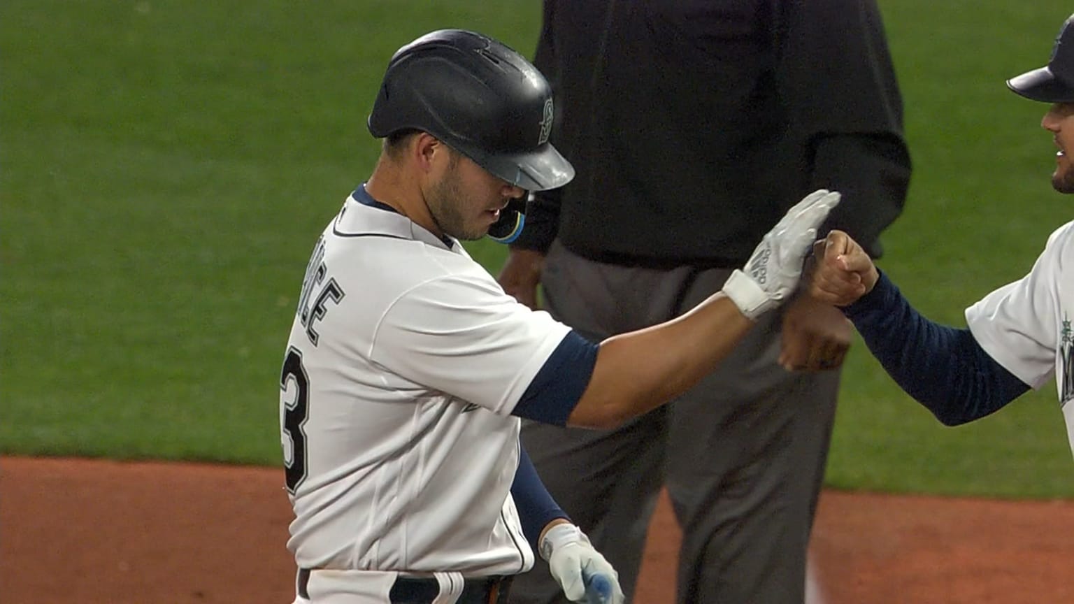 Ty France rolls a two-run single up the middle | 05/28/2022 | MLB.com