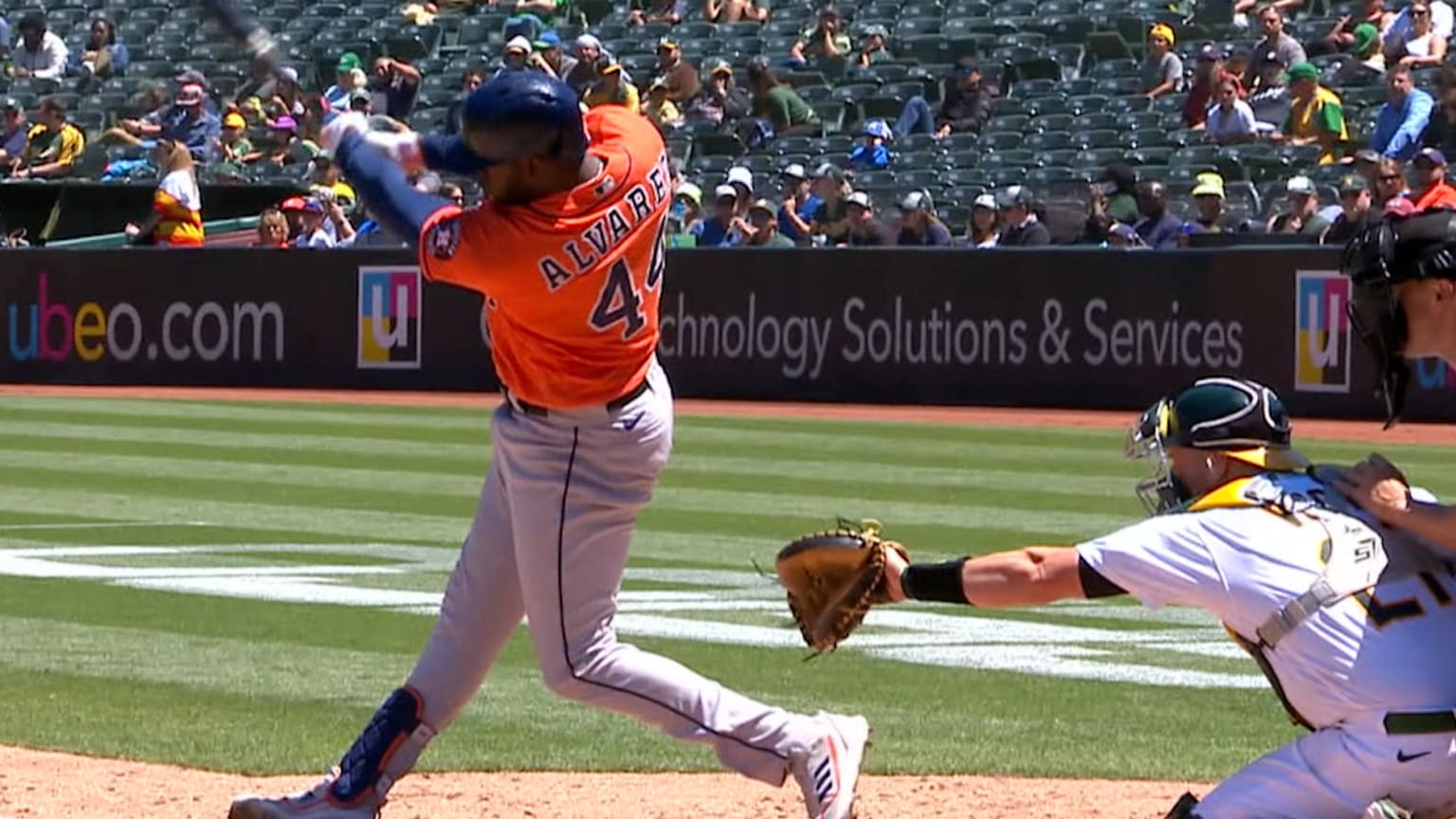 Yordan Alvarez cranks a solo home run to right field | 07/27/2022 ...