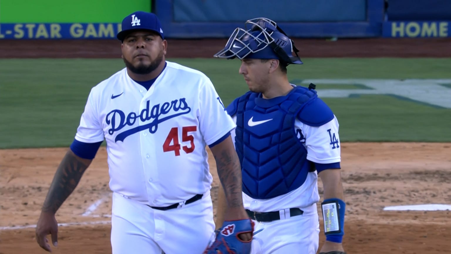 Richie Palacios fly's out to center for final out of | 06/18/2022 | Los ...