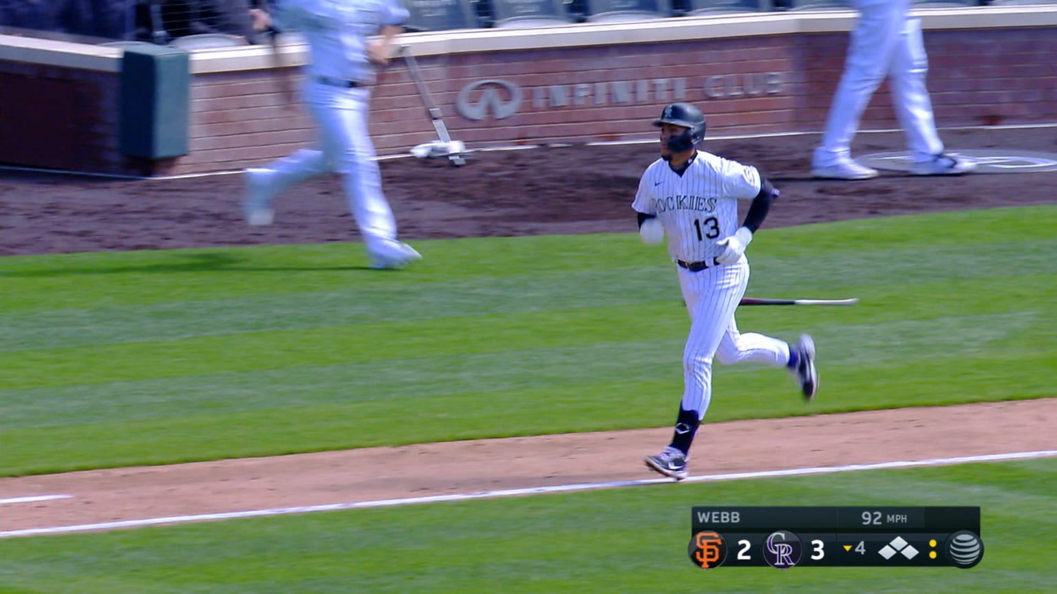 Alan Trejo walks in a run in the 4th inning | 05/05/2021 | Colorado Rockies