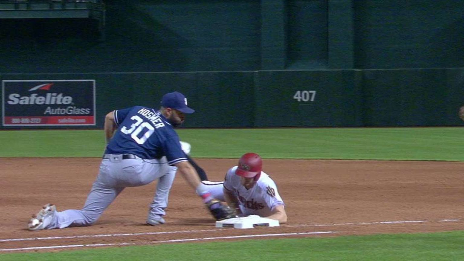 SD@ARI: Lauer makes slick move to pick off Miller | 07/05/2018 | San ...