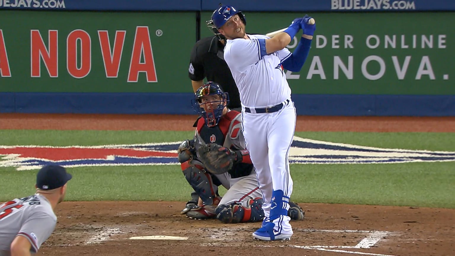 ATL@TOR: Smoak belts a solo big fly to left field | 08/27/2019 ...
