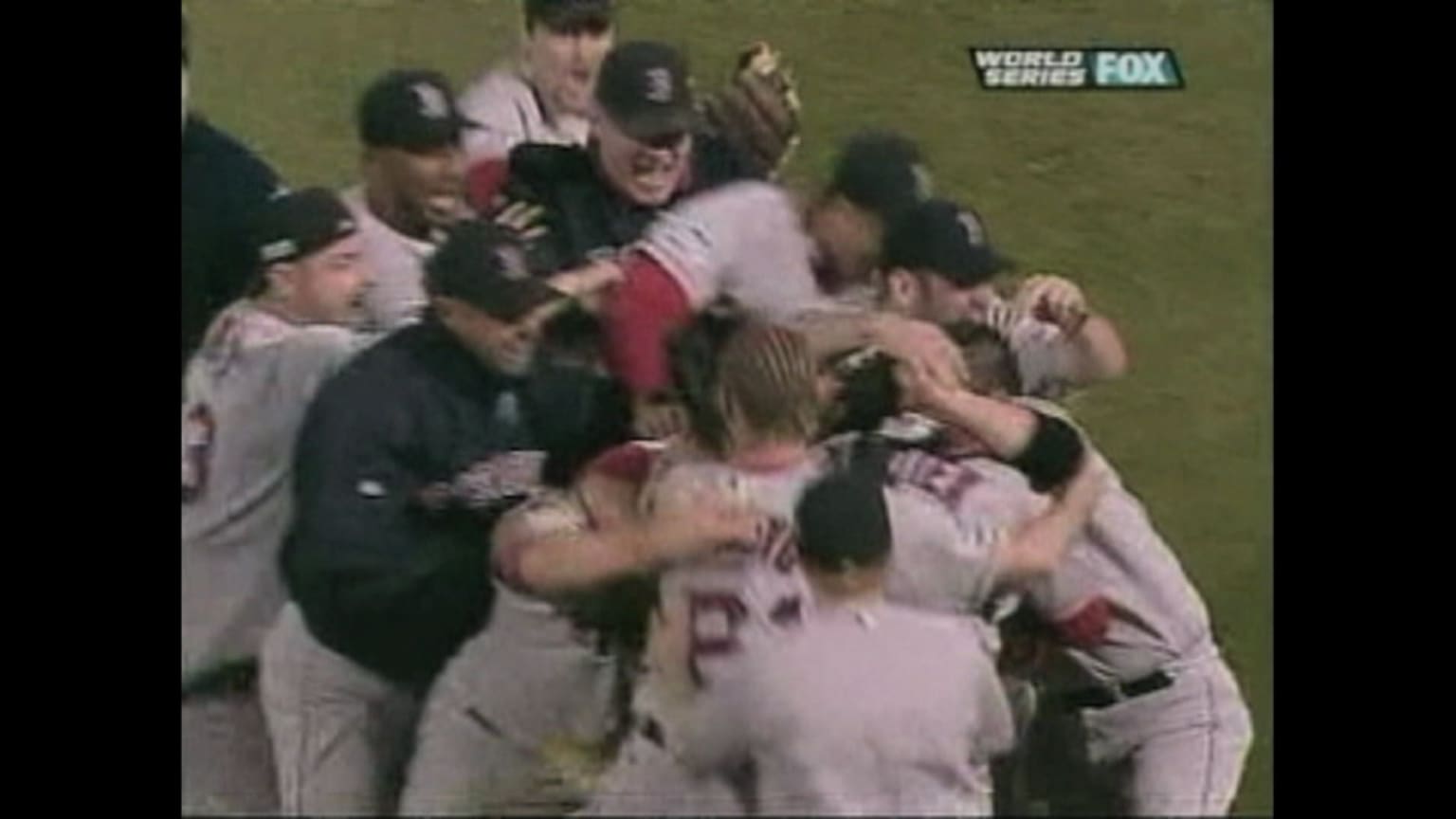 Red Sox win first World Series in 86 years | 10/27/2004 | MLB.com
